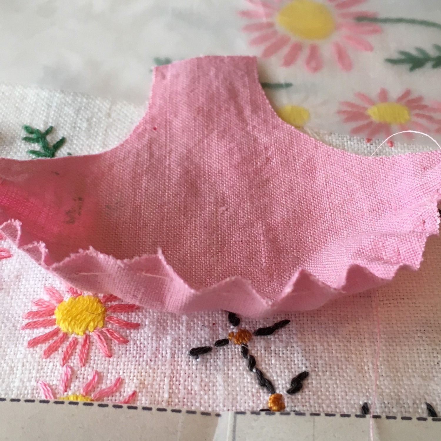 She sells sea-shells on the sea-shore… – Maria Thomas Textiles